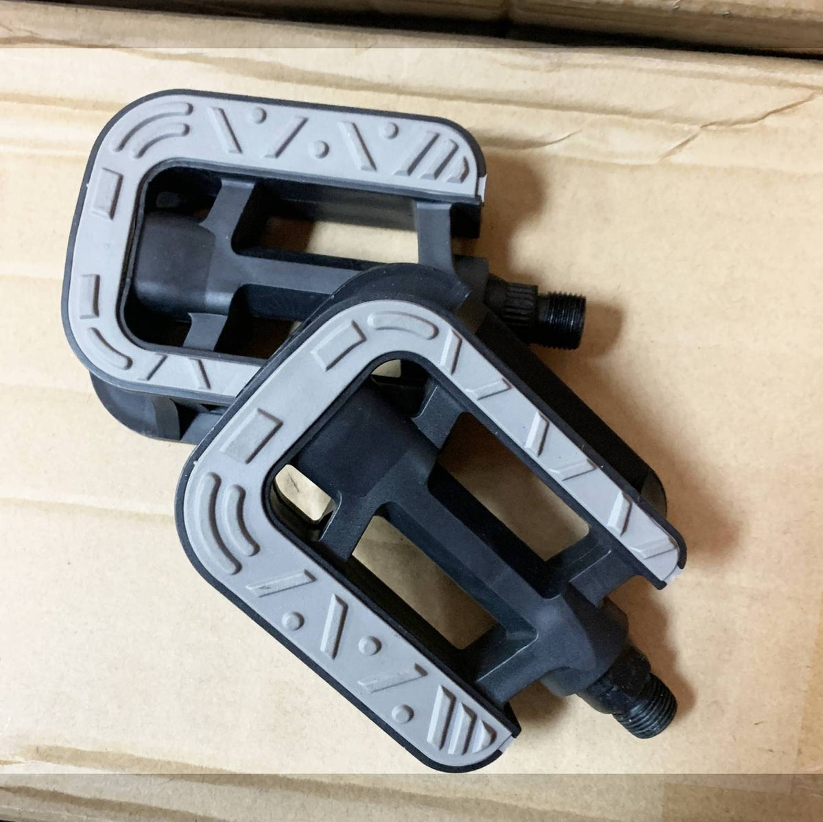 Unicycle replacement pedals (2) - Fits all Uniflys and most other bran ...